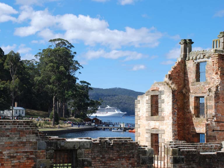 8 Reasons to Visit Tasmania Right Now | Islands